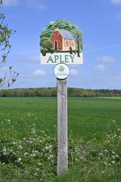 Apley, Village Sign - Society for Lincolnshire History & Archaeology