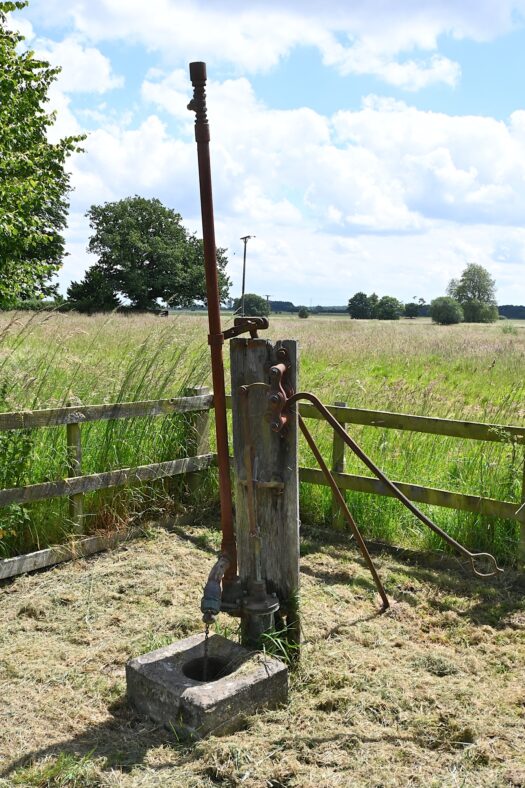 Aswarby, Pump - Society for Lincolnshire History & Archaeology
