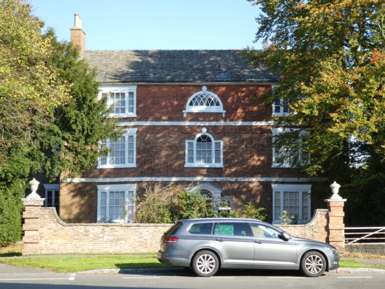 Binbrook, Manor House, Market Place