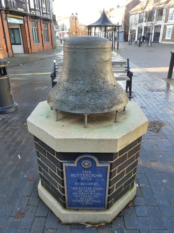 Brigg, Market Place, Buttercross Bell - Society for Lincolnshire ...