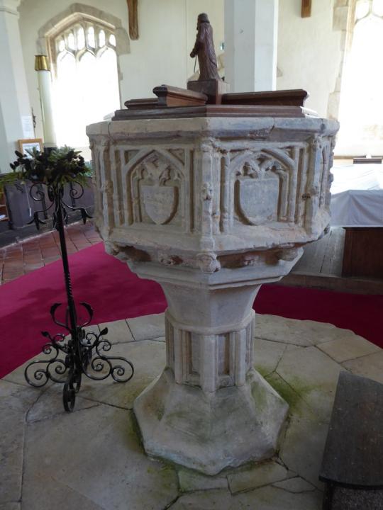 Croft, All Saints, Font