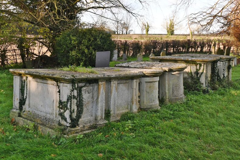 Dowsby, St Andrew, Churchyard - Society for Lincolnshire History ...