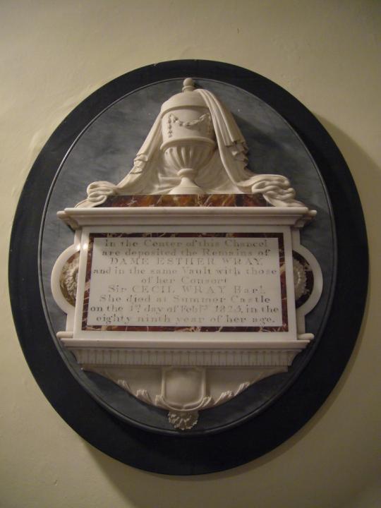 Fillingham, St Andrew, memorial