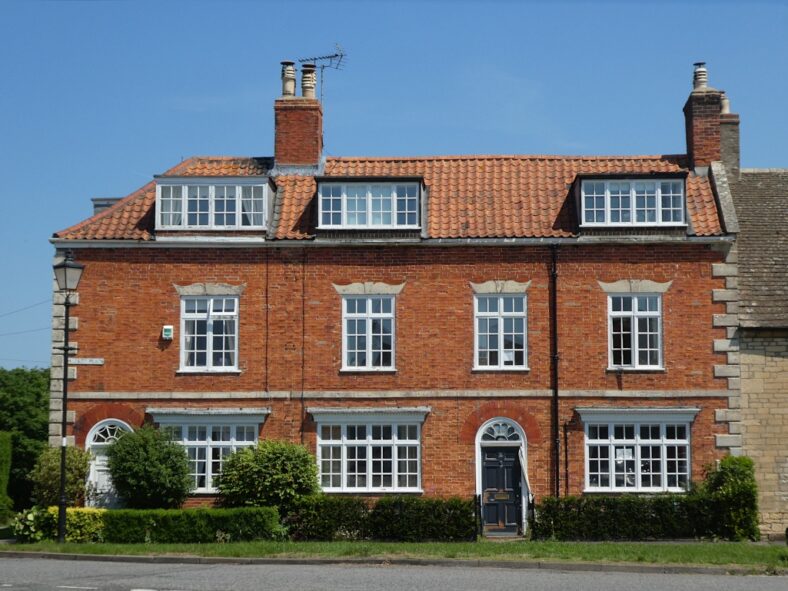 Folkingham, Market Place, House - Society for Lincolnshire History ...