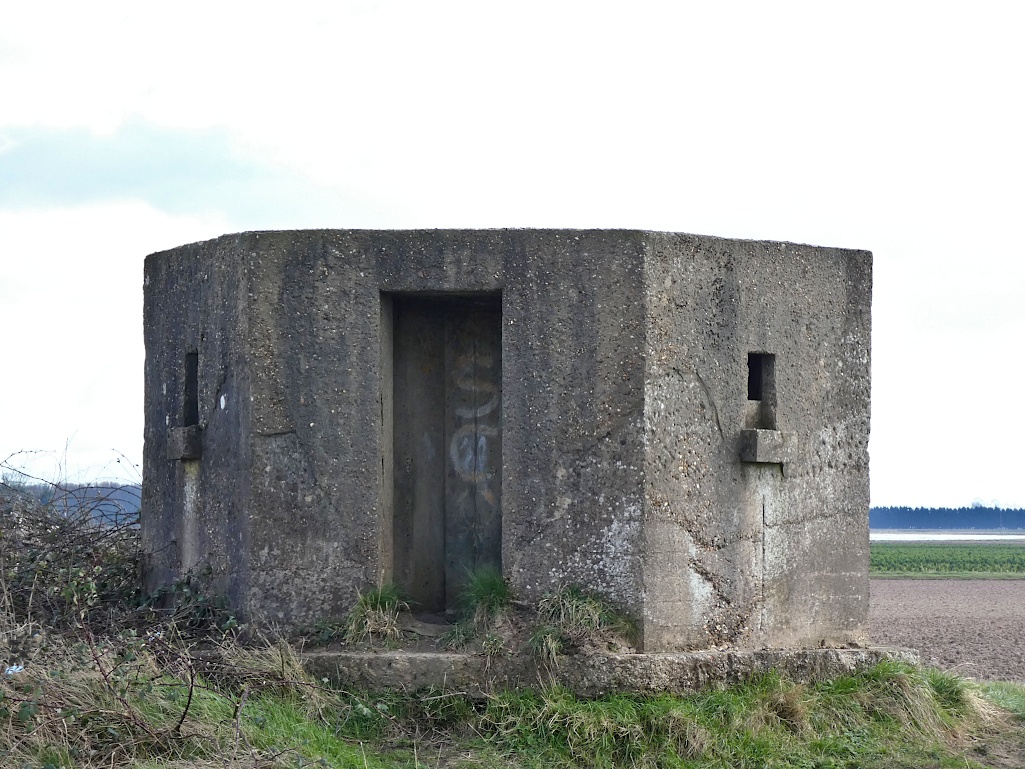 Freiston, Pillbox at Clamp Gate Bridge - Society for Lincolnshire ...
