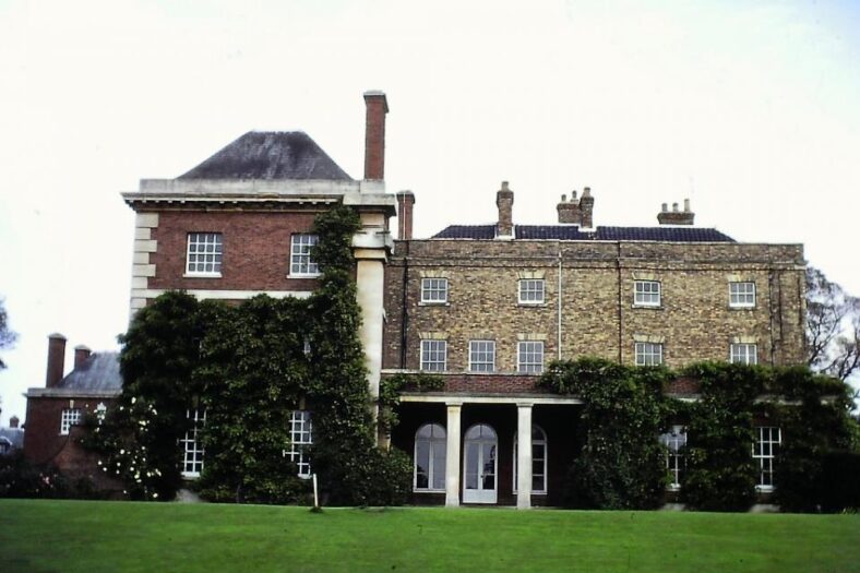 Gate Burton, Hall - Society for Lincolnshire History & Archaeology
