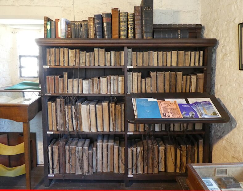 Grantham, St Wulfram, South Porch, Chained Library - Society for ...