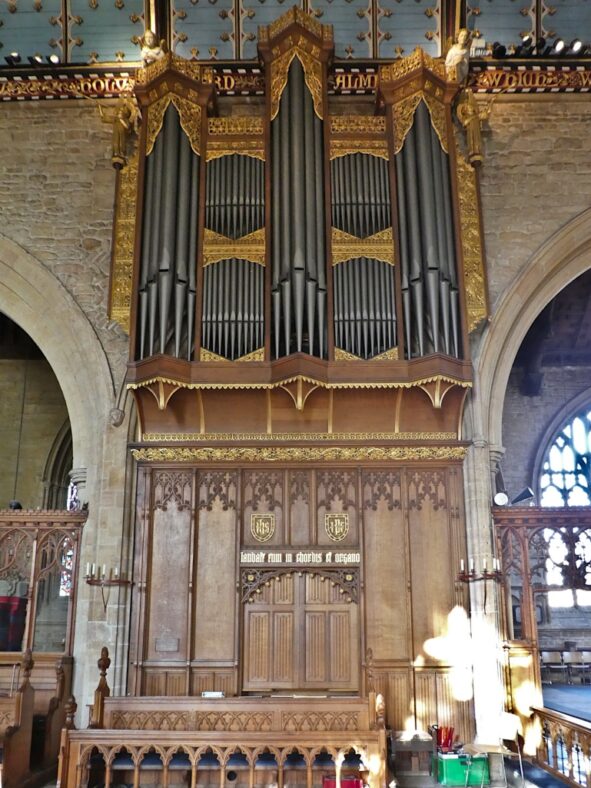 Grantham, St Wulfram, Chancel, Organ - Society for Lincolnshire History ...