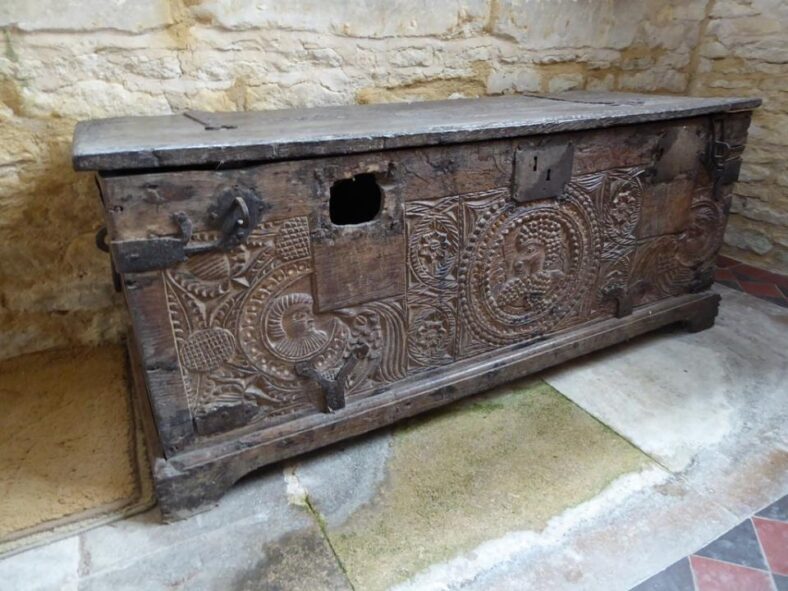 Heydour, St Michael, chest - Society for Lincolnshire History & Archaeology