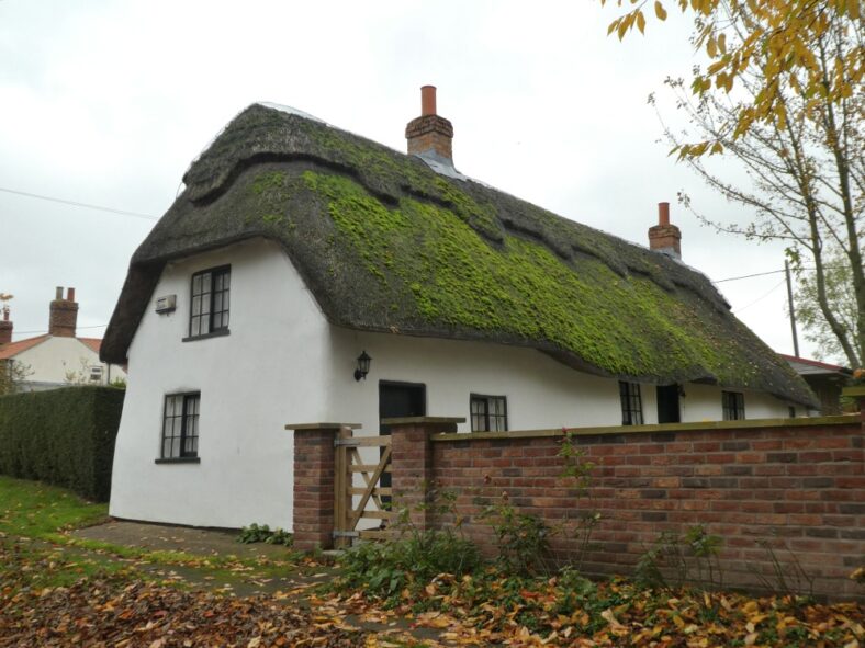 High Toynton, Thatched Cottage, Gravel Pit Lane - Society for ...