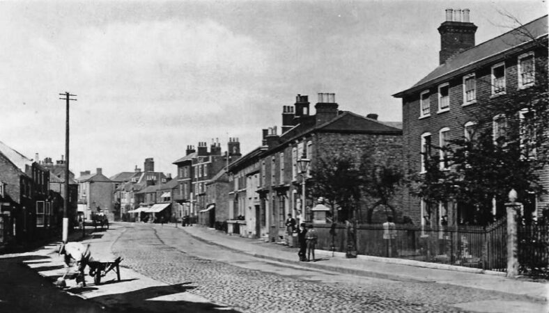 Holbeach, High Street - Society for Lincolnshire History & Archaeology