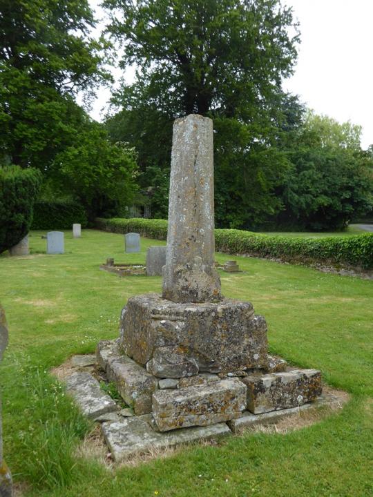 Howell, St Oswald, churchyard cross