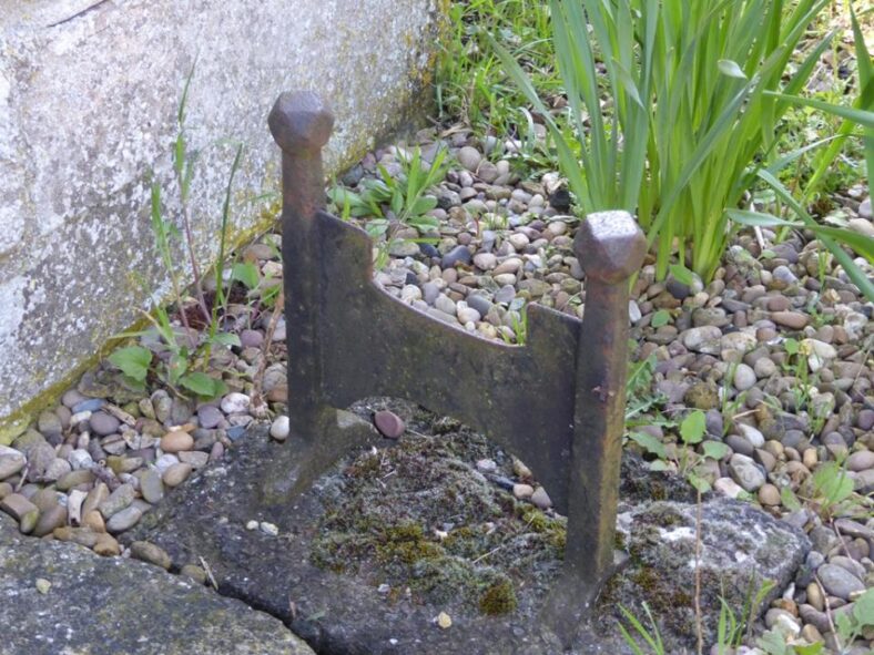 Kirkby Green, Holy Cross, Boot Scraper - Society for Lincolnshire ...