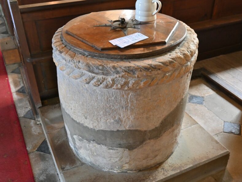 Legsby, St Thomas, Nave, Font