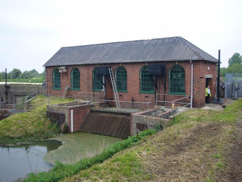 Lincoln, Pyewipe Pumping Station - Society for Lincolnshire History ...