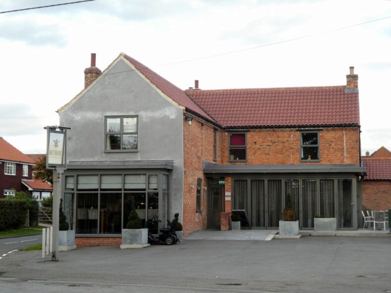 Long Bennington, Wheatsheaf, Public House - Society for Lincolnshire ...