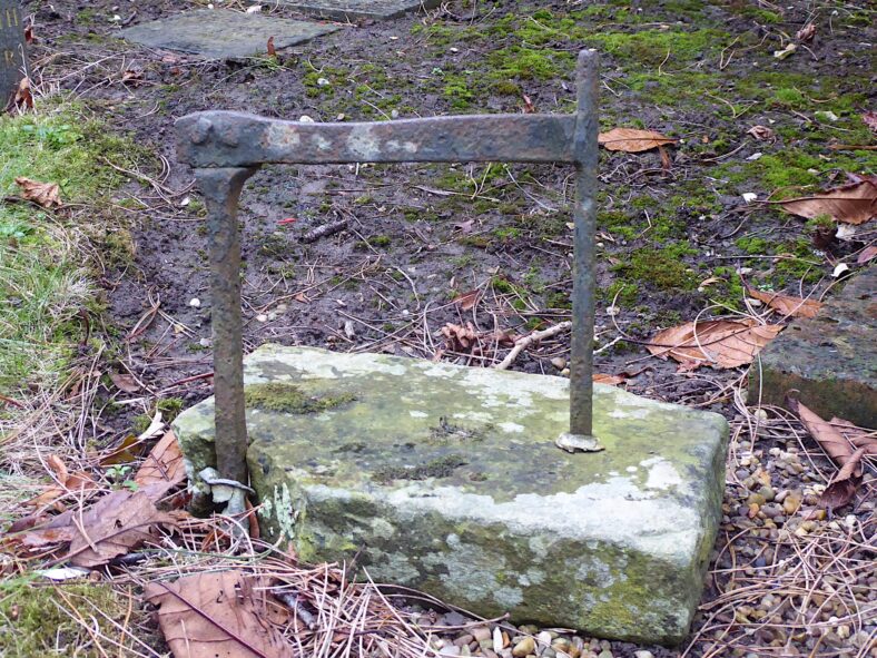 Manby, St Mary, Boot Scraper - Society for Lincolnshire History ...