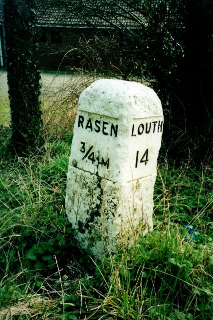 Market Rasen, Turnpike Milestone - Society for Lincolnshire History ...