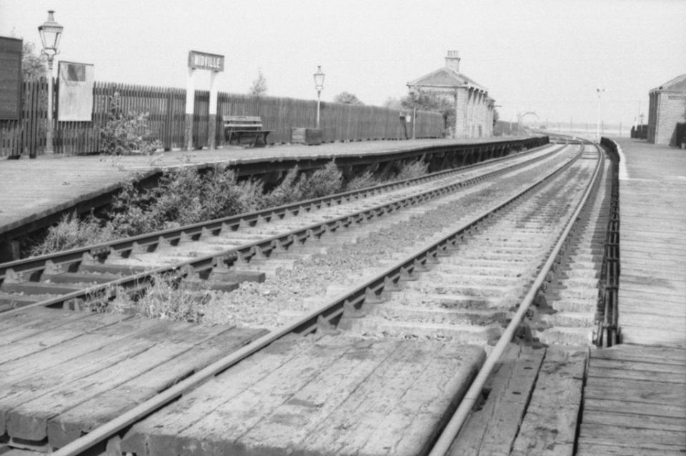 Midville, Railway Station - Society for Lincolnshire History & Archaeology
