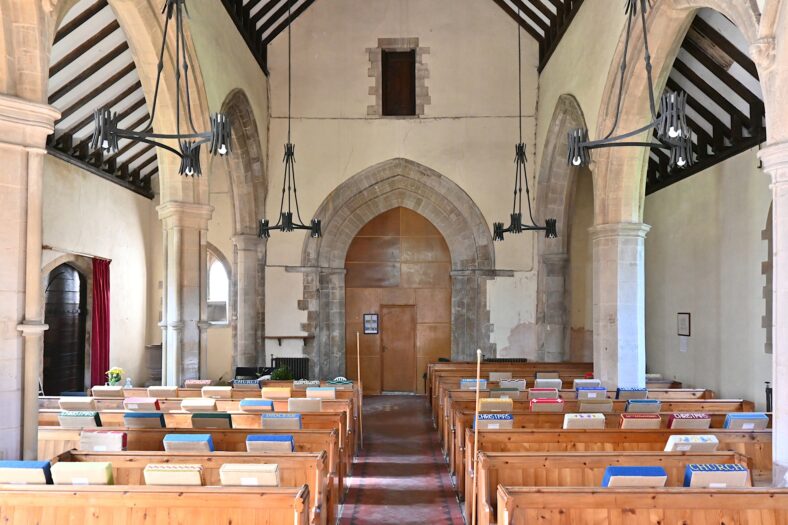 Scopwick, Holy Cross, Nave - Society for Lincolnshire History & Archaeology