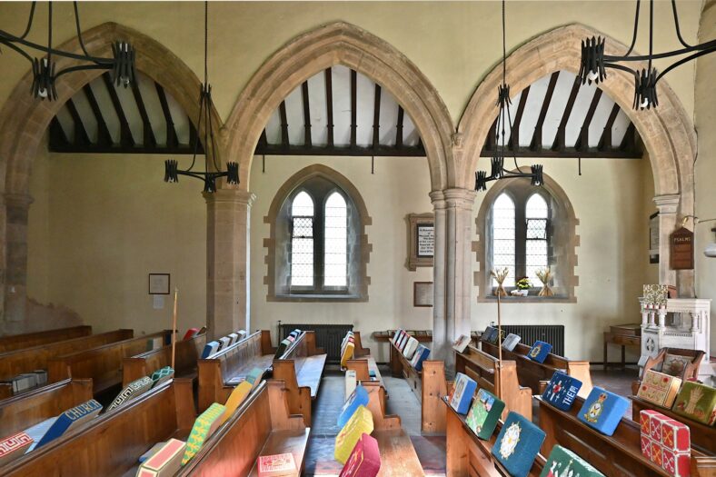 Scopwick, Holy Cross, Nave