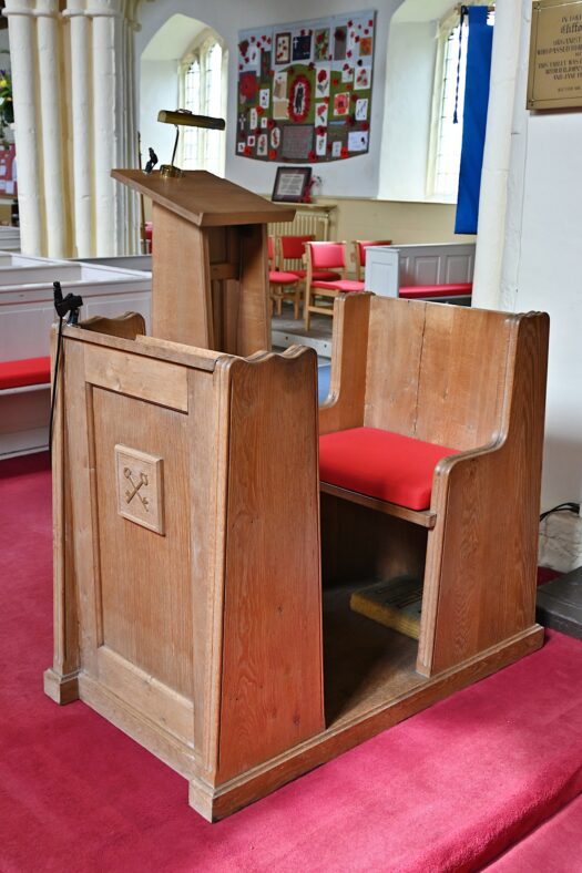 Scotter, St Peter, Nave, Reading Desk & Lectern - Society for ...