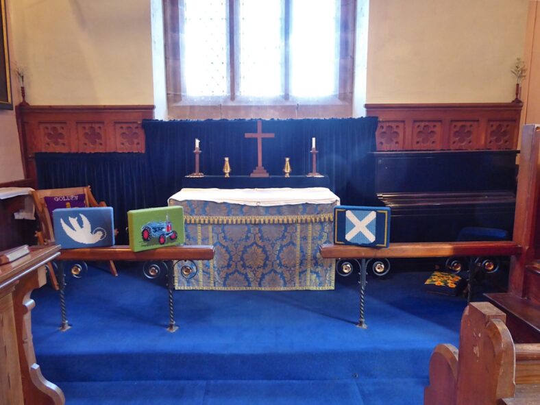 Stainton le Vale, St Andrew, Sanctuary