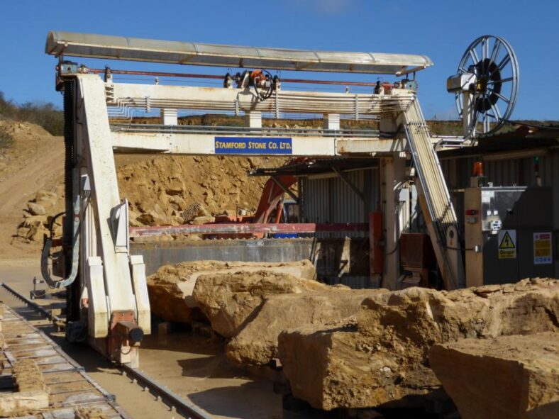 MINES and QUARRIES in Lincolnshire : Bibliography