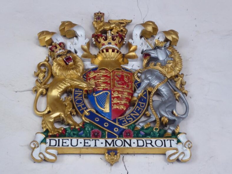 Stenigot, St Nicholas, Royal Arms - Society for Lincolnshire History ...