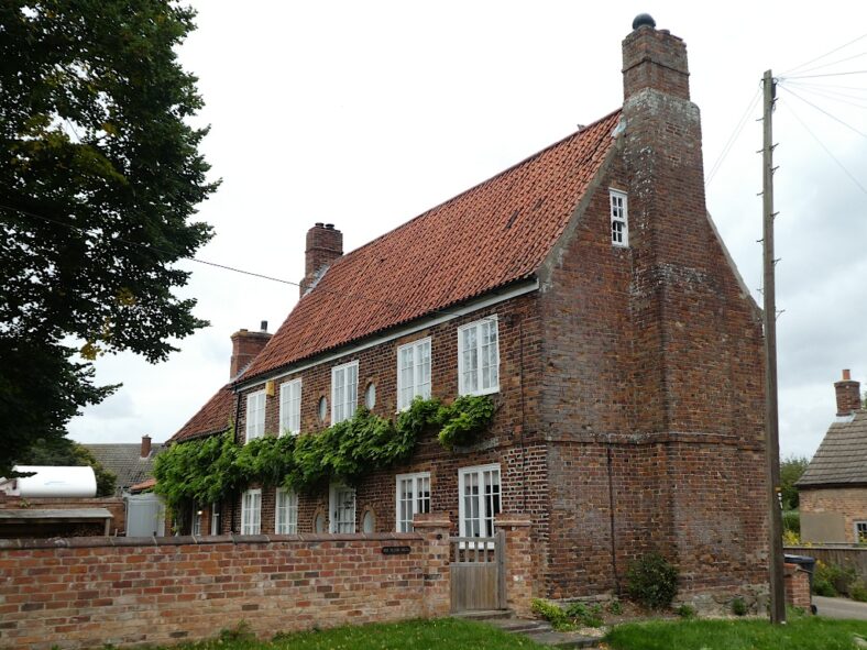 Swinderby, Manor Farm House - Society for Lincolnshire History ...