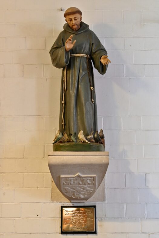 Wold Newton, All Saints, Statue - Society for Lincolnshire History ...