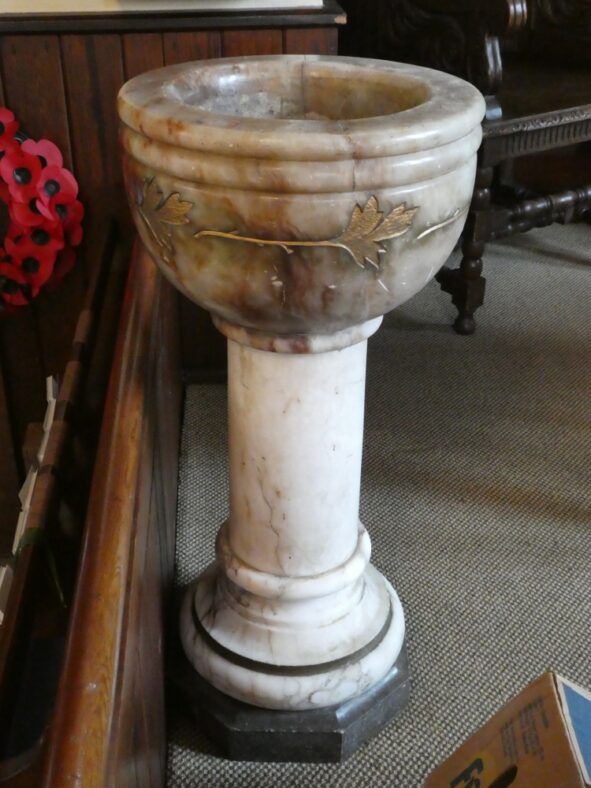 Wragby, Methodist Chapel, Font