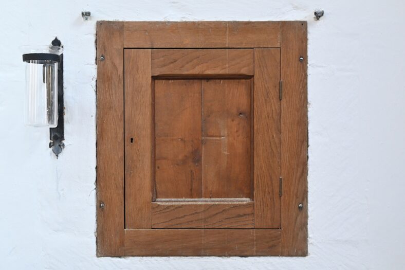 Aslackby, St James, North Aisle, Aumbry - Society for Lincolnshire ...