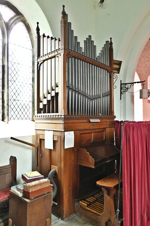 Newton on Trent, St Peter, Chancel, Organ - Society for Lincolnshire ...