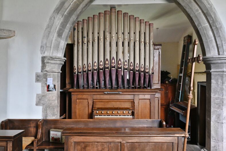 Bonby, St Andrew, Organ - Society for Lincolnshire History & Archaeology