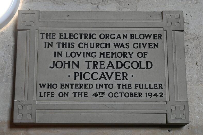 Long Sutton, St Mary, North Aisle, Memorial (Piccaver) - Society for ...