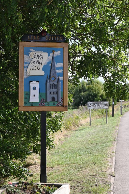 Long Sutton, Town Sign - Society for Lincolnshire History & Archaeology